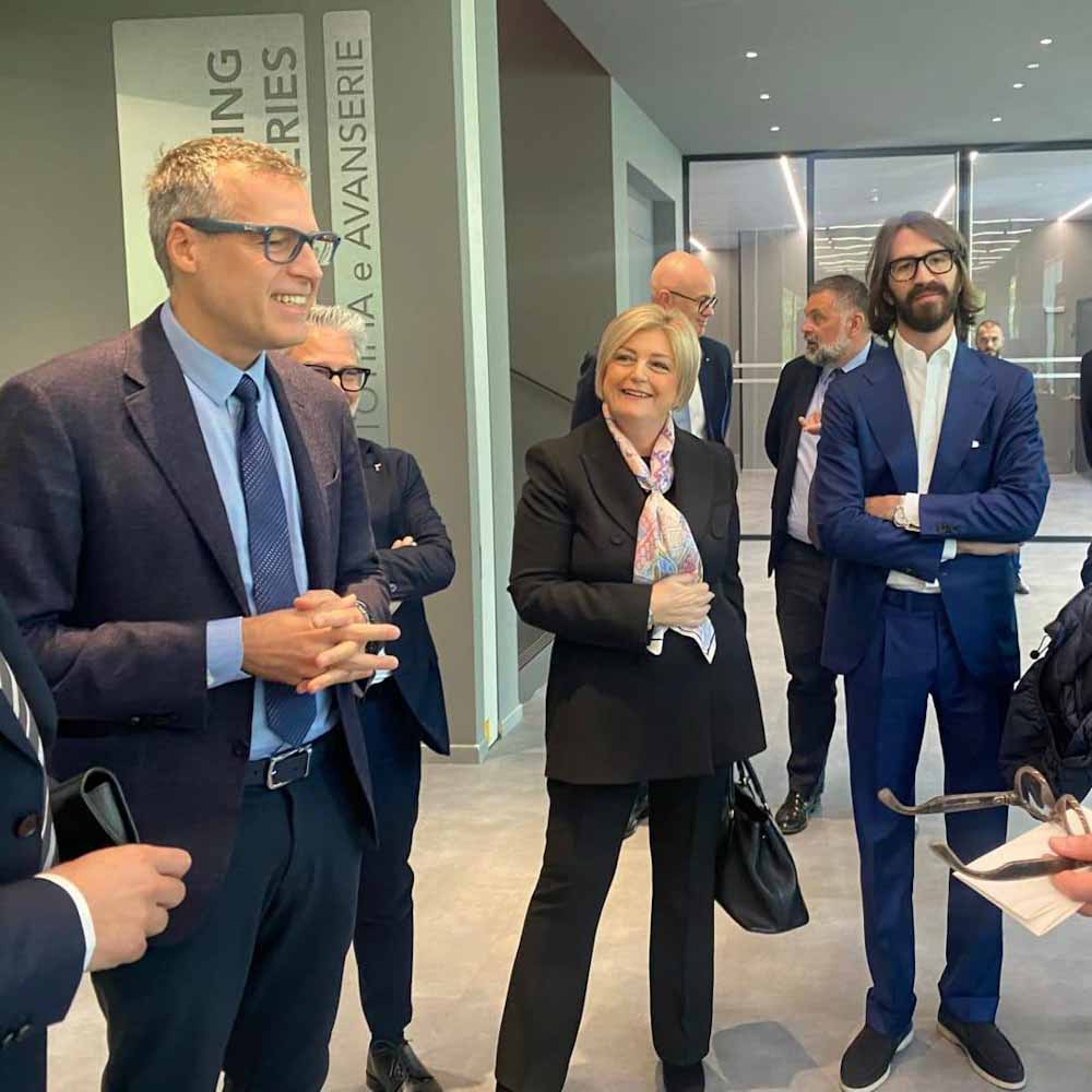 Essilor Luxottica, visita del ministro Calderone. De Carlo: “Fiore all ...